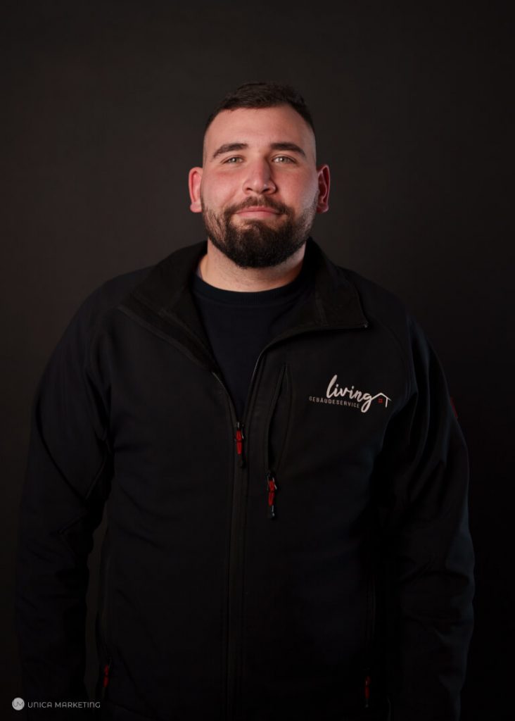 living GEBÄUDESERVICE - Handwerksarbeiten an Gebäuden